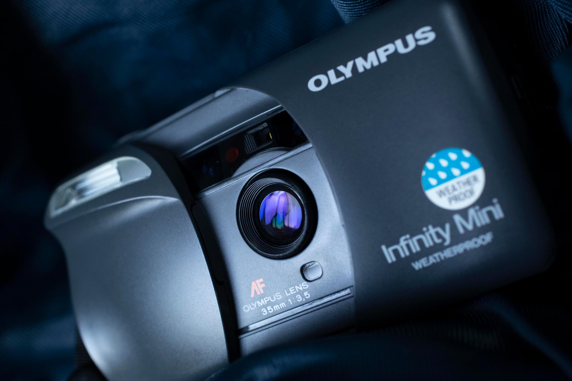 Olympus Infinity Mini / AF-1 Mini (1995) – Medusa Analog