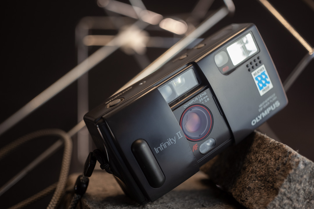Olympus Infinity II / AF-1 Super (1991) – Medusa Analog