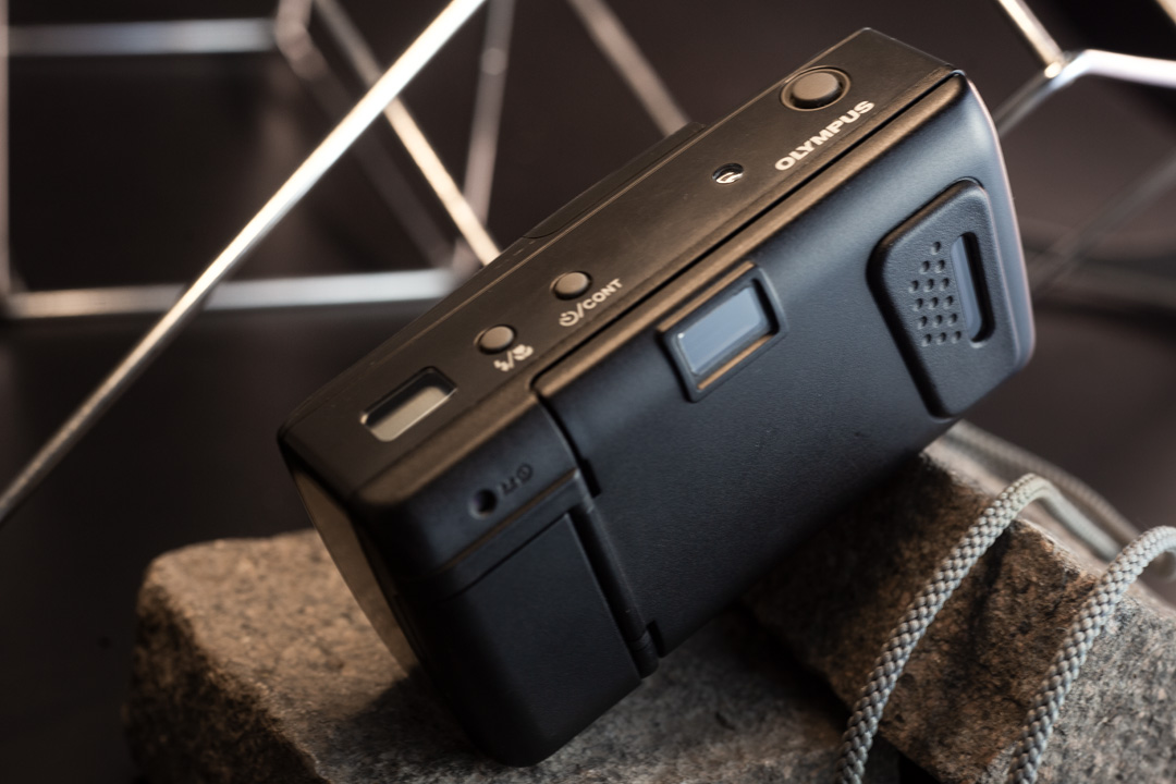 Olympus Infinity II / AF-1 Super (1991) – Medusa Analog